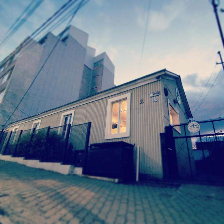 ᐈ Hostel HOUSE 1903 en Ushuaia (Info, Fotos y Precios)